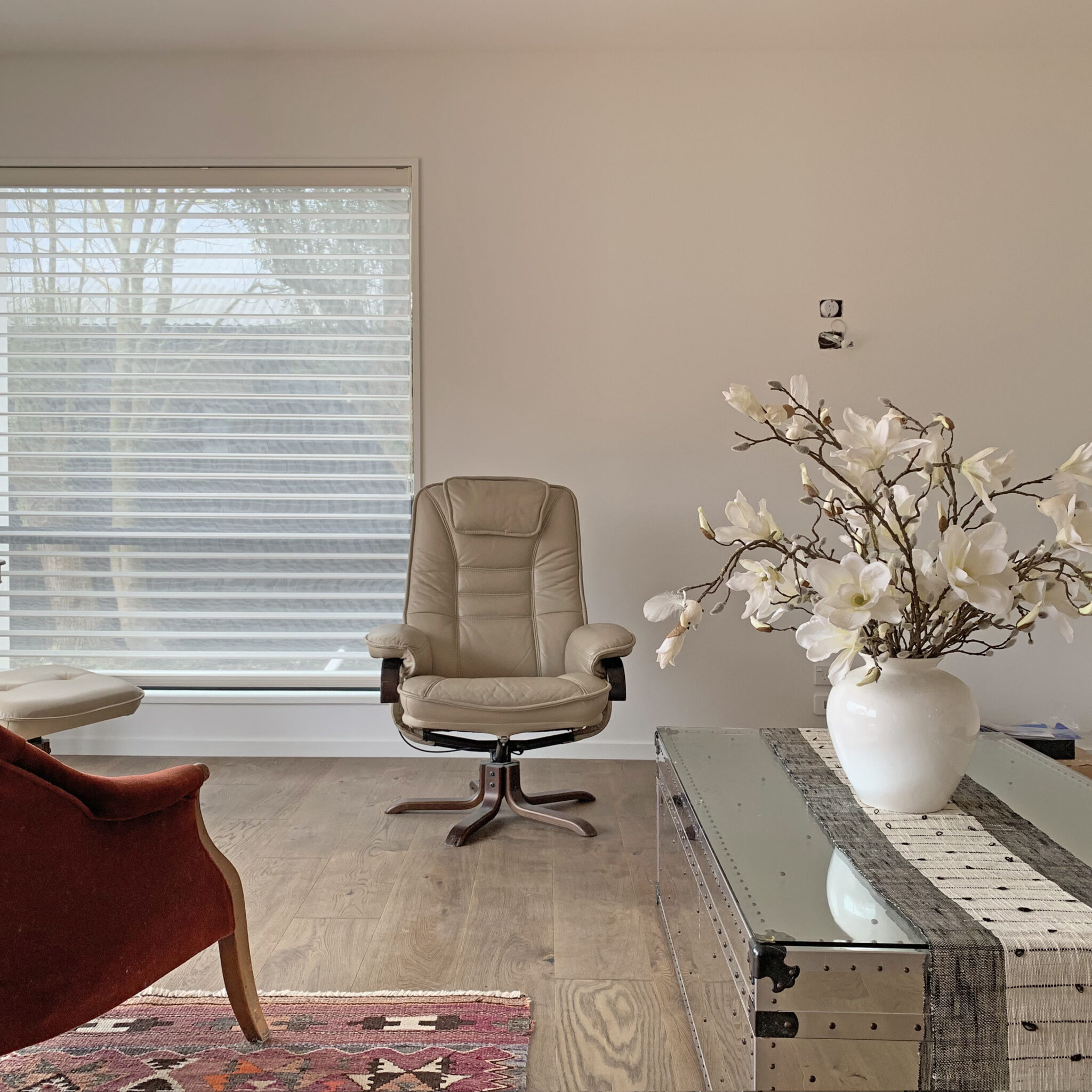 Silhouette Blinds |Sheer & Fabric Vanes| Window Art